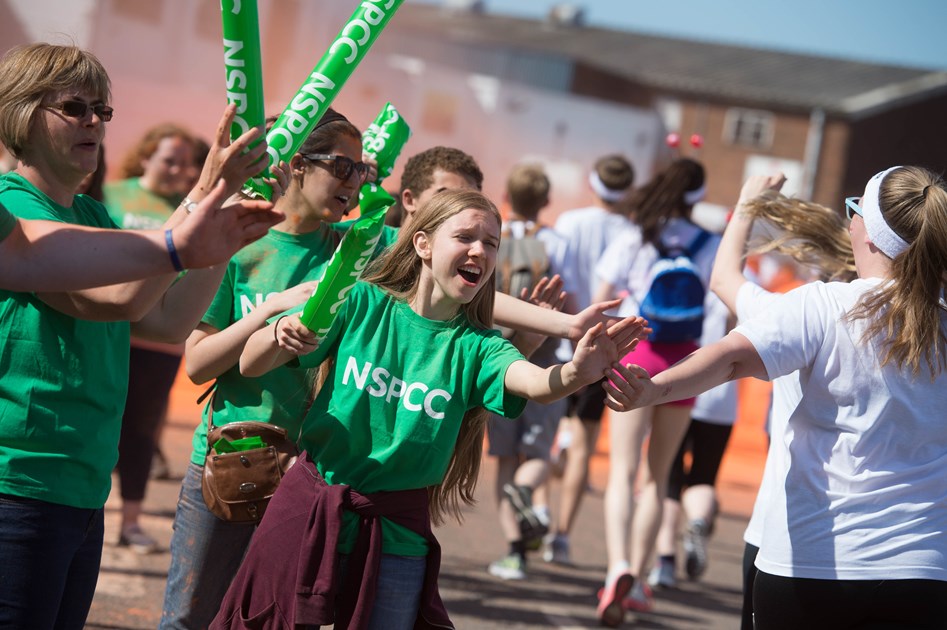 Amanda Hoy is fundraising for NSPCC