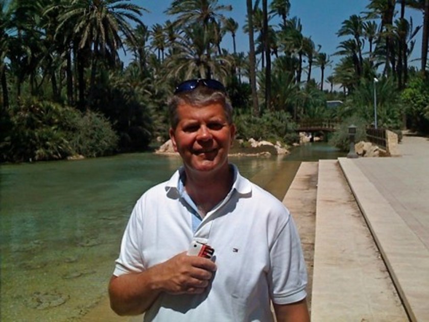 Chris Arkell is fundraising for The Rowans Hospice