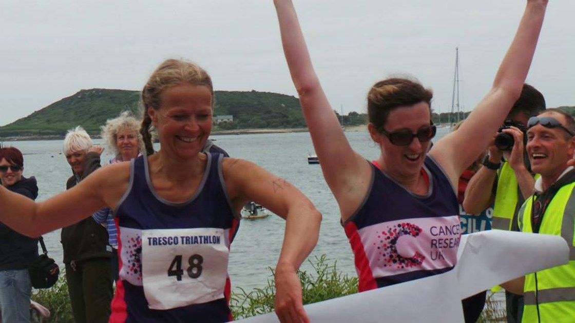 Rachel Lewin is fundraising for Cancer Research UK