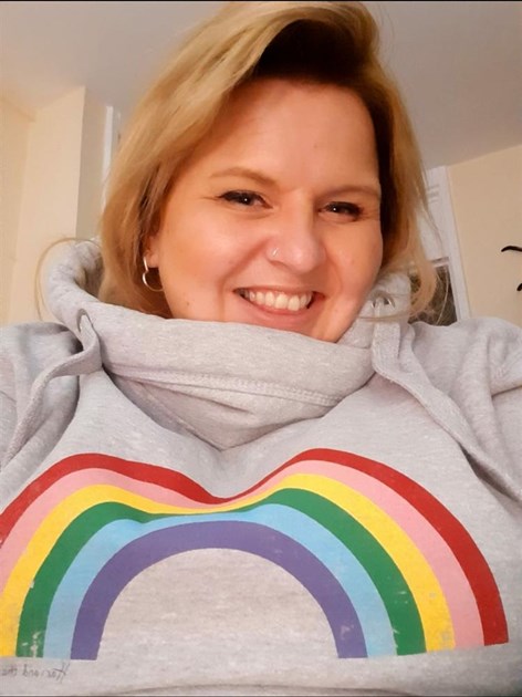 debbie simkiss is fundraising for Aspire