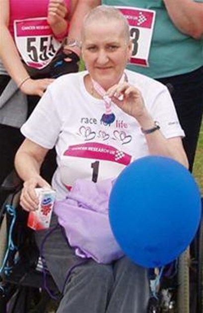 Sarah Pattison is fundraising for Cancer Research UK