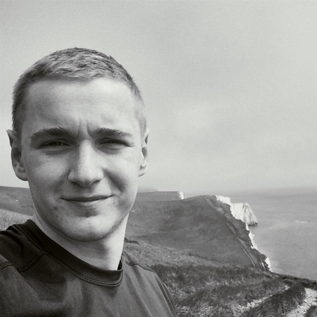 Luke Mears is fundraising for Housing for Women