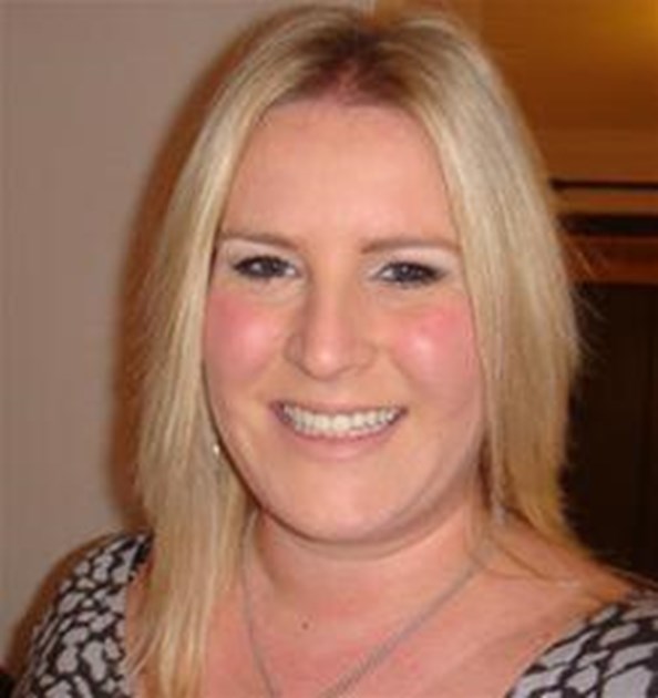 Lucy Connor is fundraising for Cancer Research UK