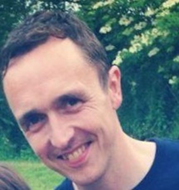 Sarah Stobie is fundraising for Cancer Research UK