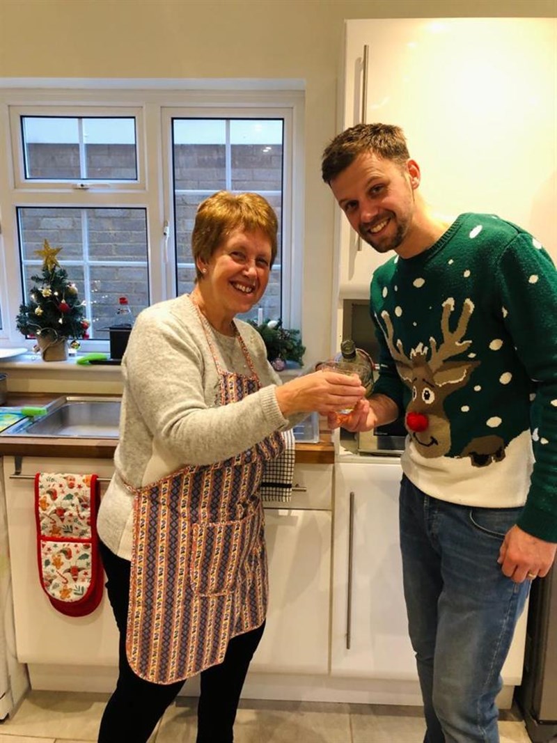 Andy Cracknell is fundraising for Bone Cancer Research Trust