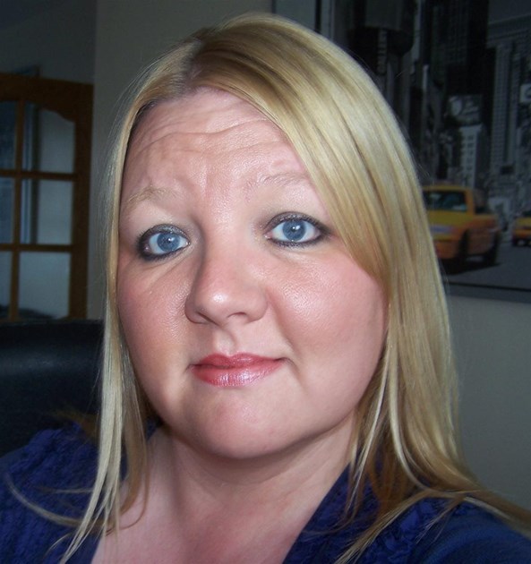 AMANDA ROBSON is fundraising for Stroke Association
