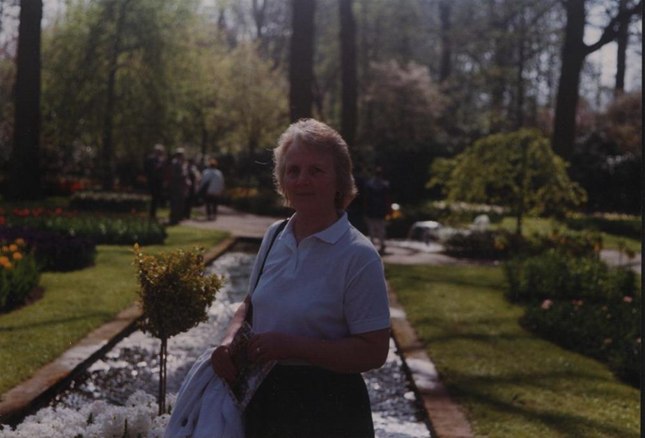 Annette Reeves is fundraising for Cancer Research UK