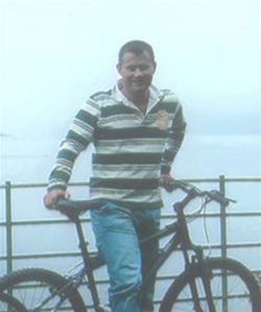 Gavin Neilson is fundraising for Children First