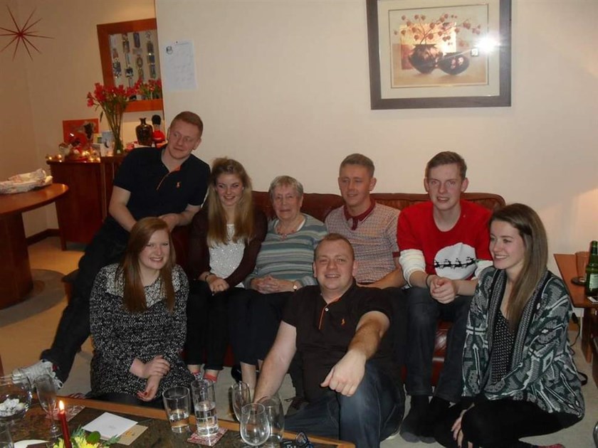 Alan Dewar is fundraising for Alzheimer's Society