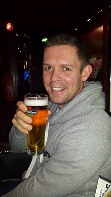 Alex Elliott is fundraising for Cancer Research UK