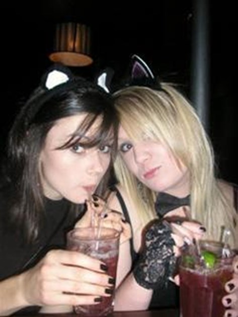 Holly Monaghan is fundraising for Cancer Research UK