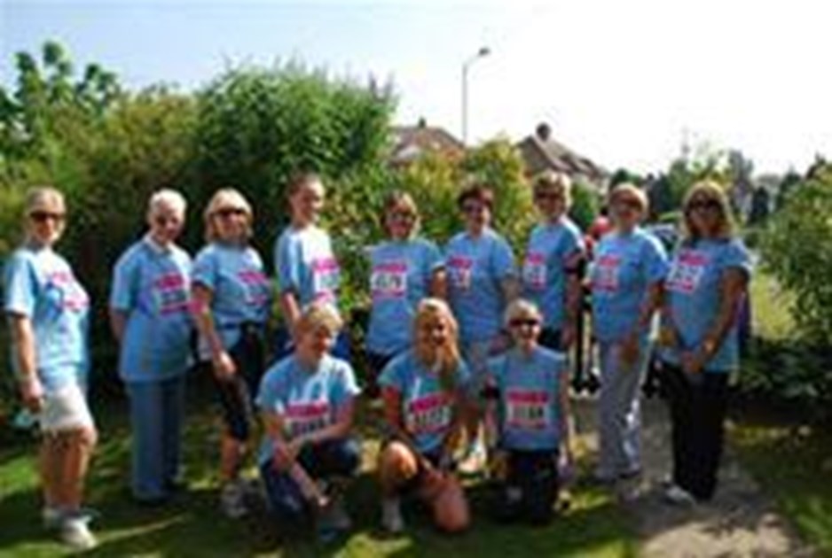 Louise Plummer is fundraising for Cancer Research UK