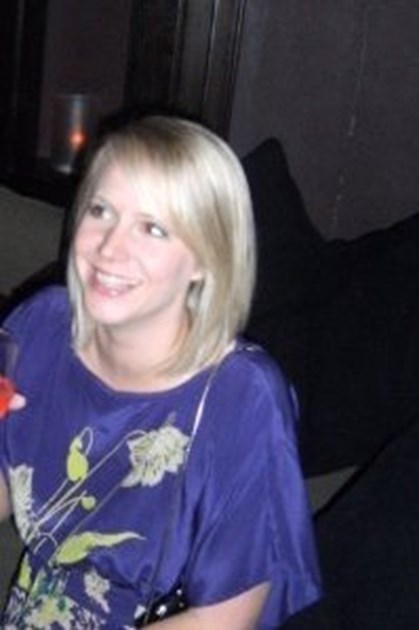 Victoria Walton is fundraising for Alzheimer's Society