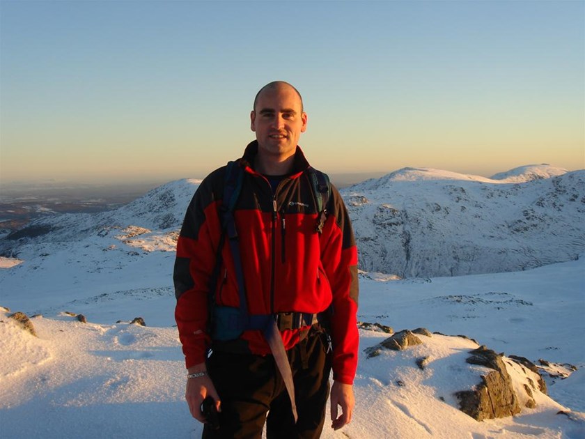 Gavin Bishop is fundraising for Cancer Research UK