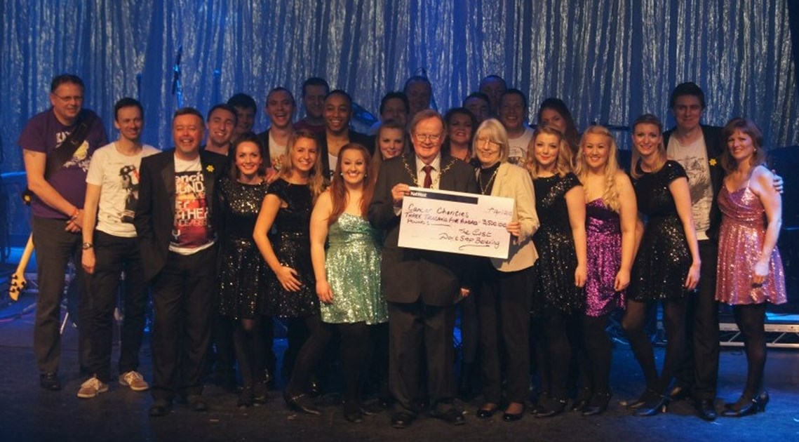 Larissa Webb is fundraising for Cancer Research UK