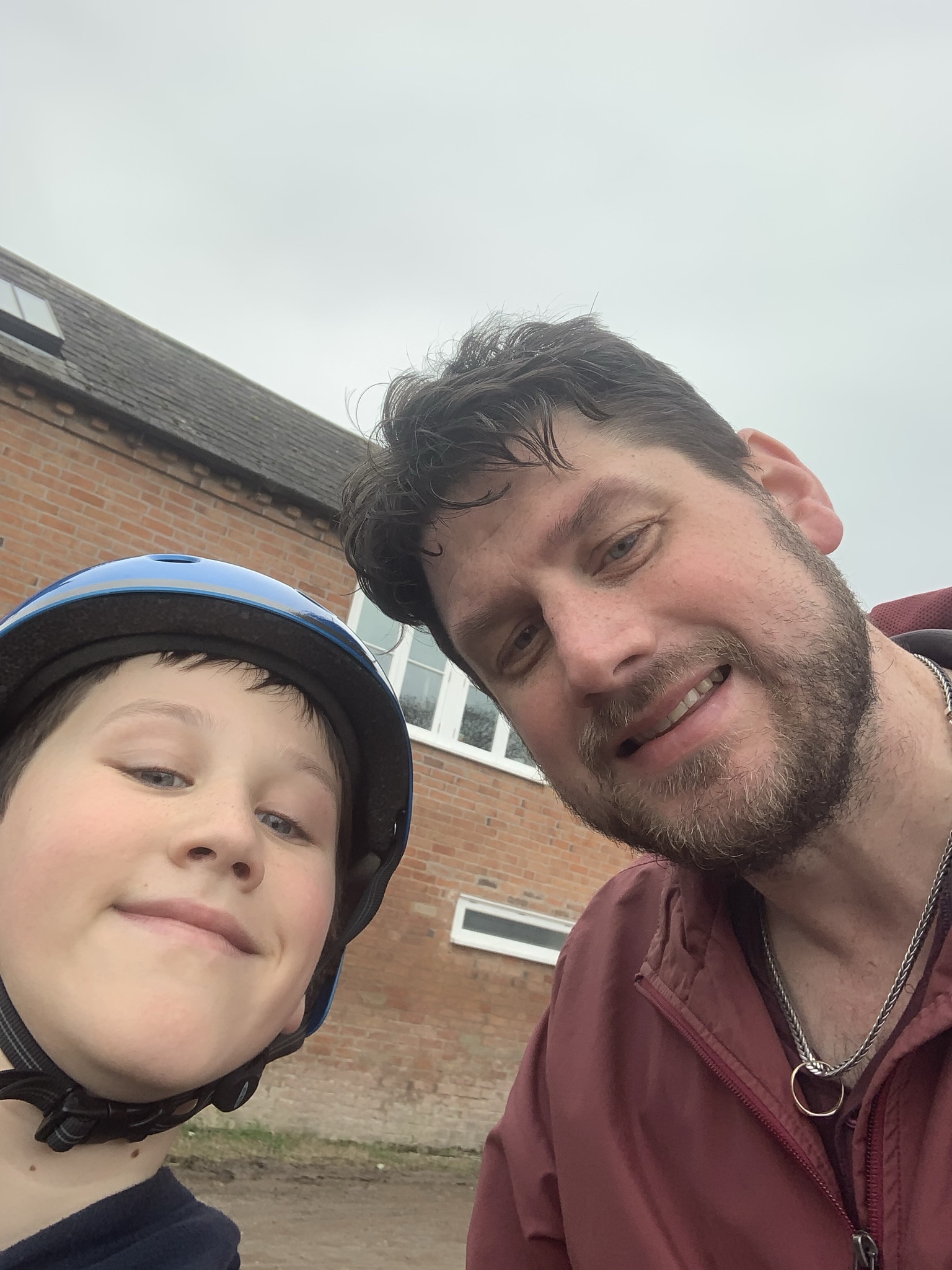 Alan Hunt is fundraising for Alzheimer's Research UK