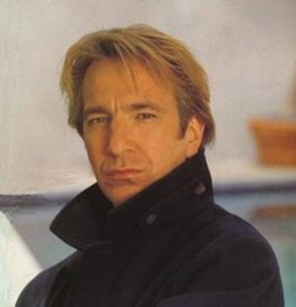 Alan Rickman is fundraising for Royal Academy of Dramatic Art