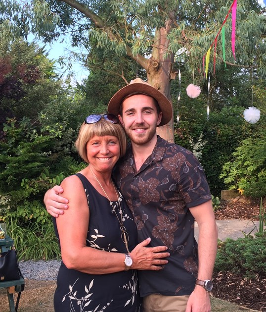 Matthew Wallbank is fundraising for LOROS, the Leicestershire and ...