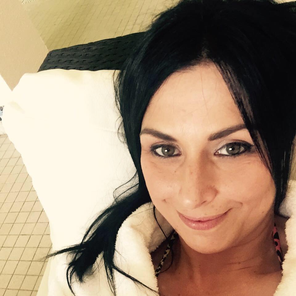 Angie Marshall is fundraising for Endometriosis UK