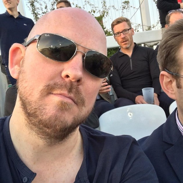 Richard Holian is fundraising for Cancer Research UK