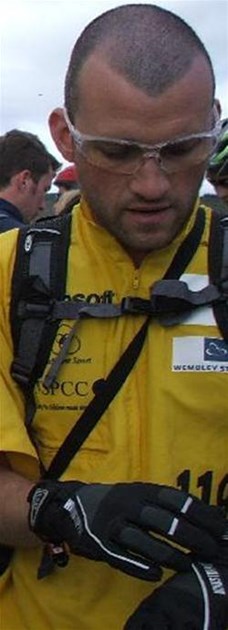 Darren Ali is fundraising for The Mayhew Animal Home