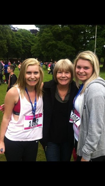Nicolette Ellis is fundraising for Cancer Research UK