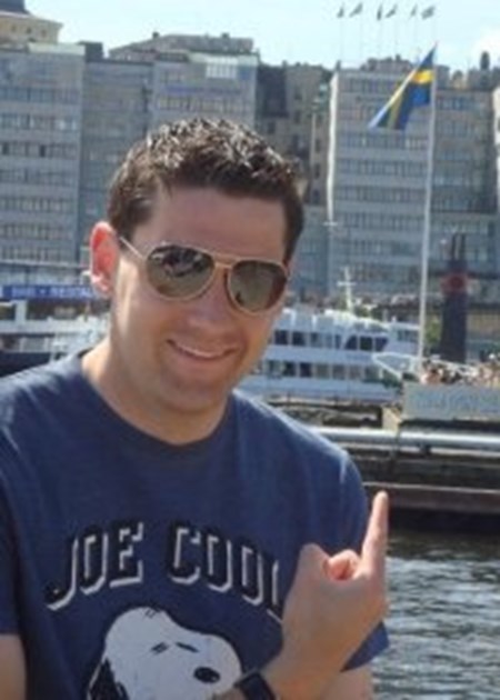 Andrew Bretherick is fundraising for Teenage Cancer Trust