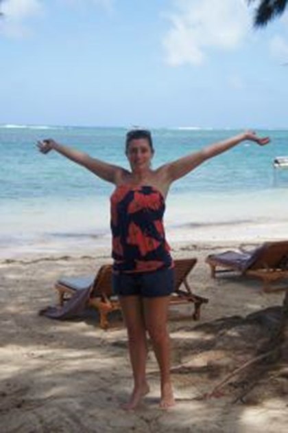 Sarah Gandon is fundraising for Cancer Research UK