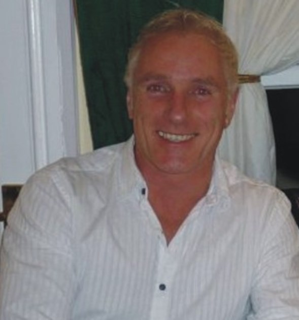 Andy / Drew Herbert is fundraising for Macmillan Cancer Support