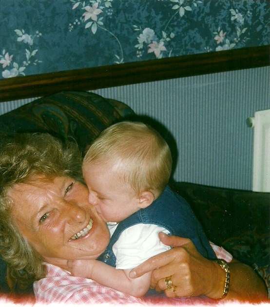 Debbie Fisk is fundraising for Cancer Research UK