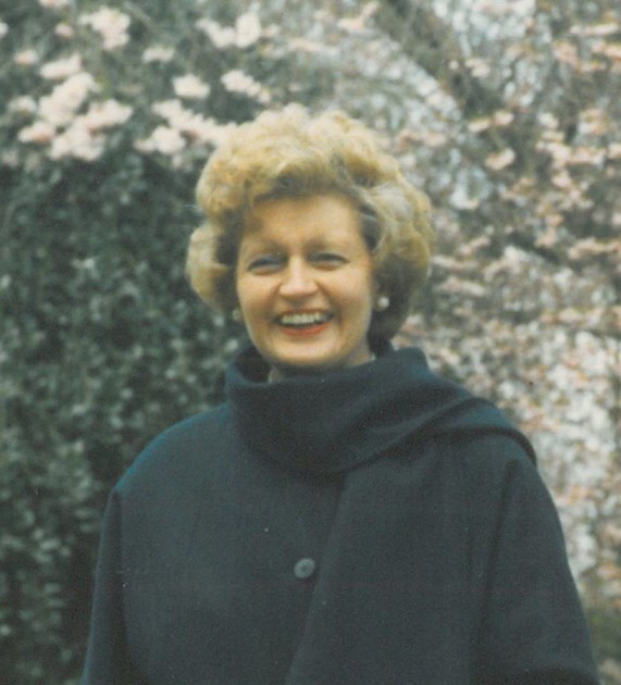 Jane Stretton is fundraising for St Luke's - Sheffield's Hospice