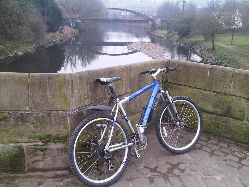 navied ali is fundraising for THE CHRISTIE CHARITY