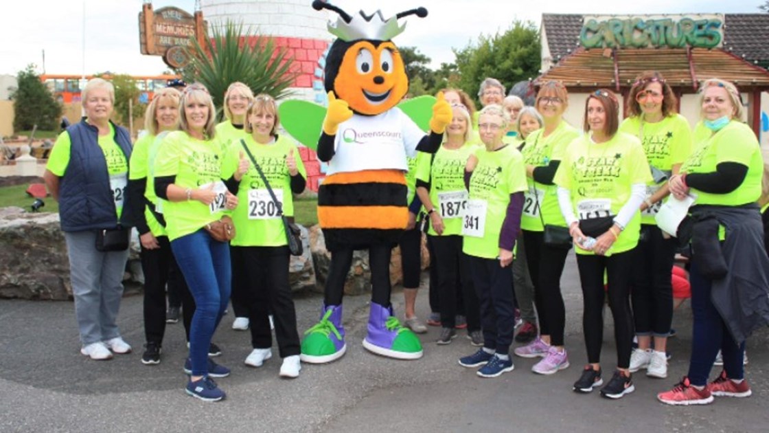 Tracey Adamson is fundraising for Queenscourt Hospice