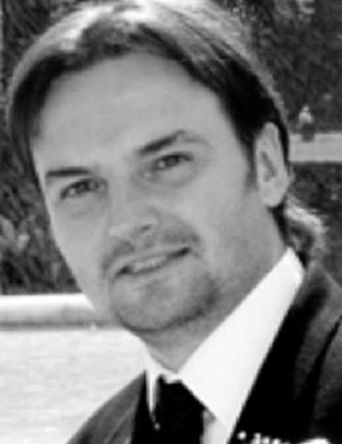 Graeme Harrold is fundraising for Action for Children