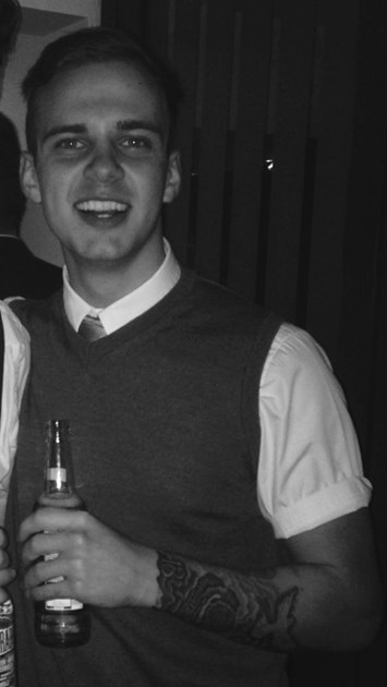OLIVER THORPE is fundraising for British Heart Foundation