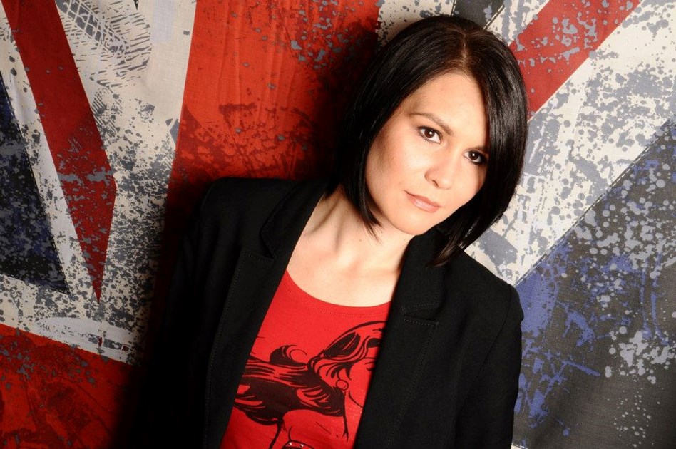 Amelia Simpsn is fundraising for Cancer Research UK