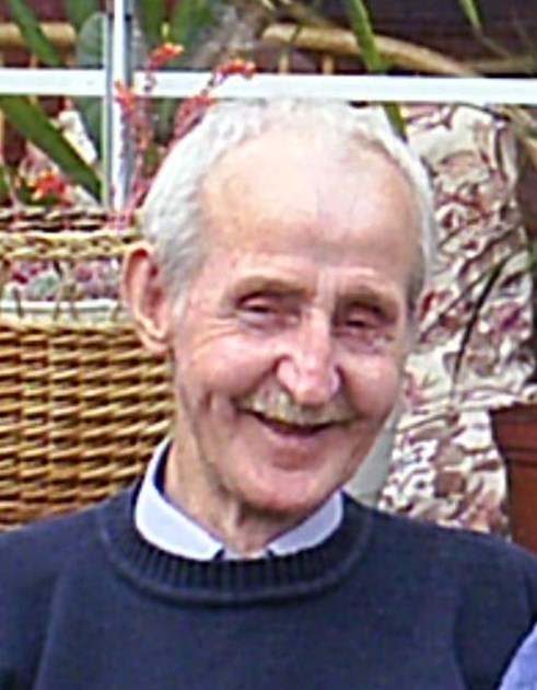 Robert Egan is fundraising for Alzheimer's Research UK