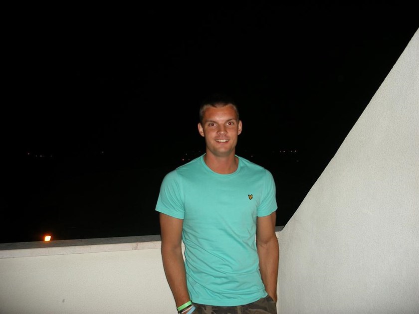 Dan Howden is fundraising for Cancer Research UK