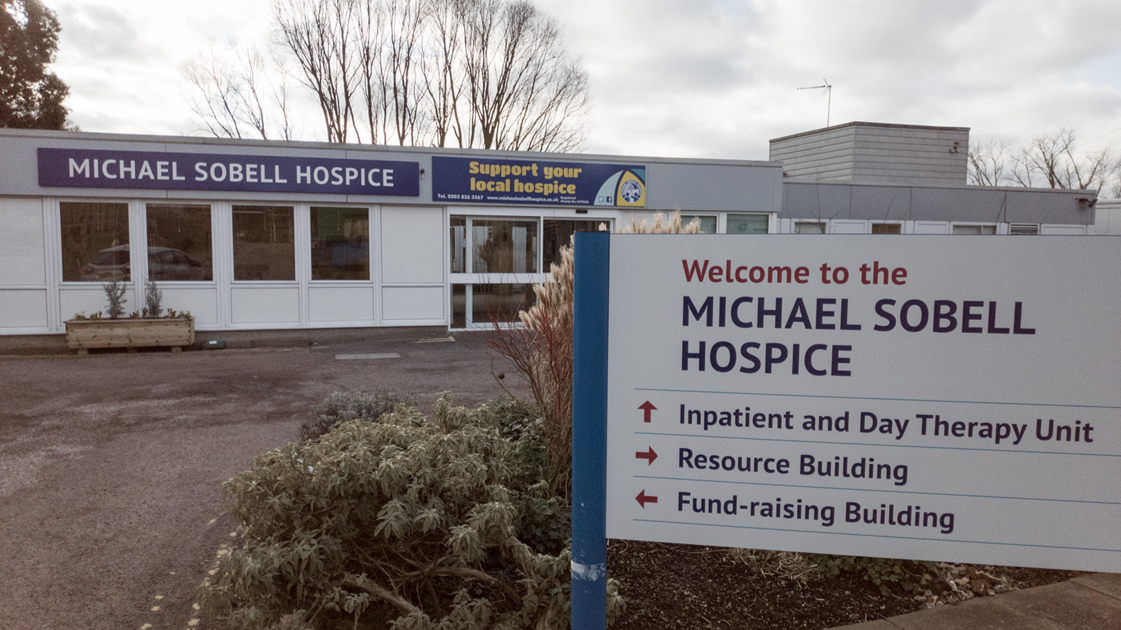 Naomi Howell-Sivosh is fundraising for Michael Sobell Hospice