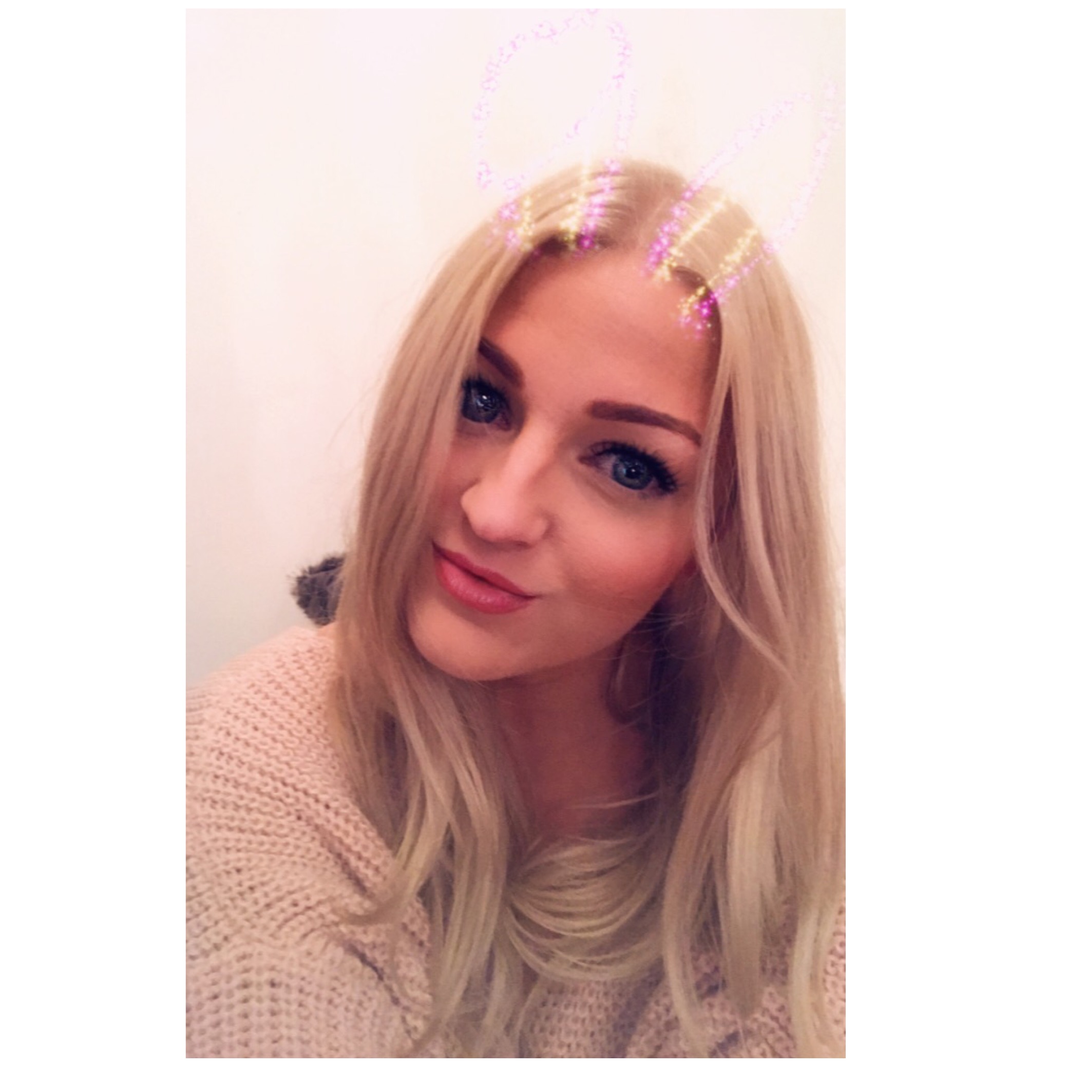 Lucy Hall is fundraising for Cancer Research UK