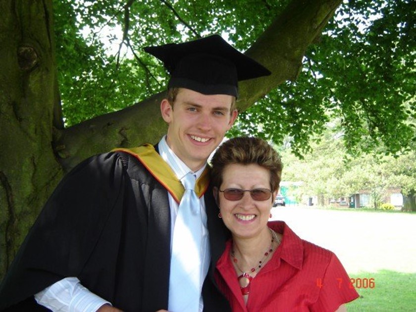 Jonathan Morris is fundraising for Cancer Research UK