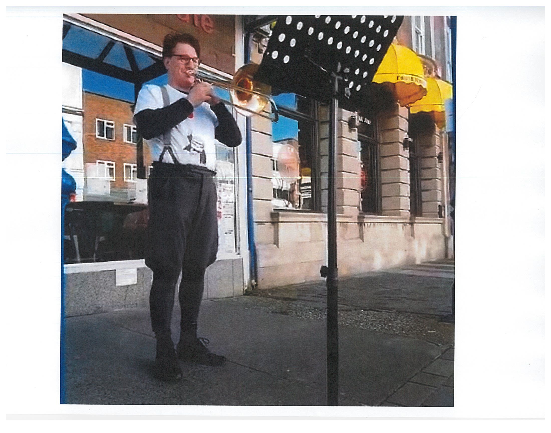 Roger Clayden is fundraising for Comic Relief