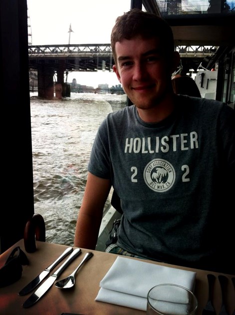 Lauren Roden is fundraising for Young Lives vs Cancer