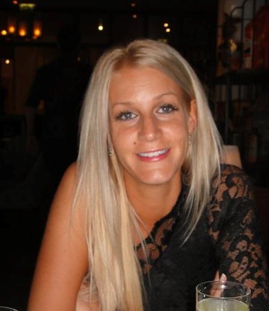 Victoria Wicks is fundraising for Cancer Research UK