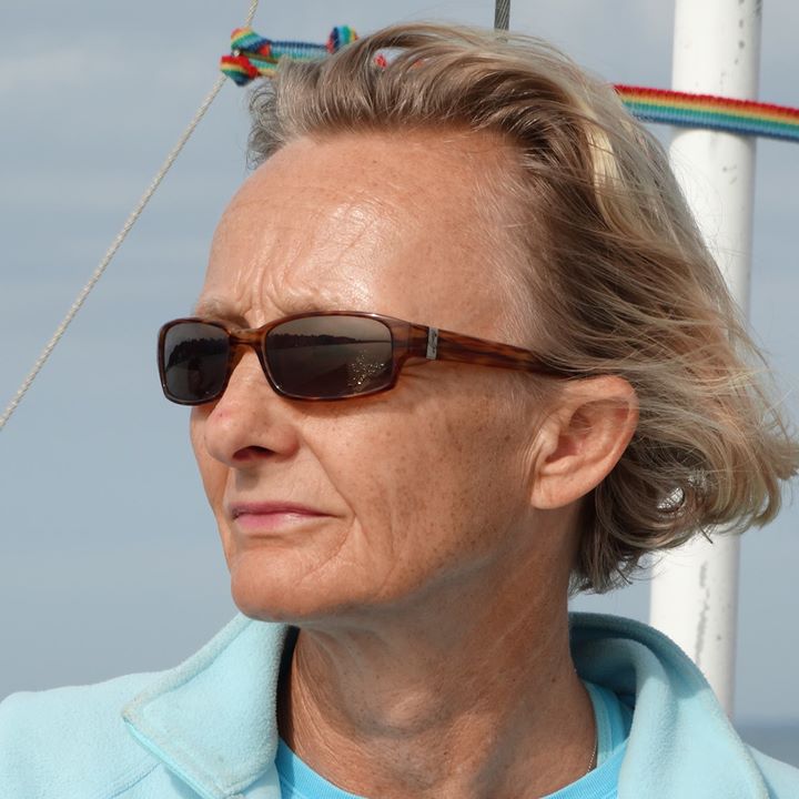Helen Turnell is fundraising for Henley Rowing Club