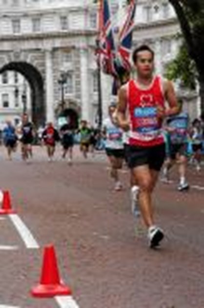 Gene Suena is fundraising for British Heart Foundation