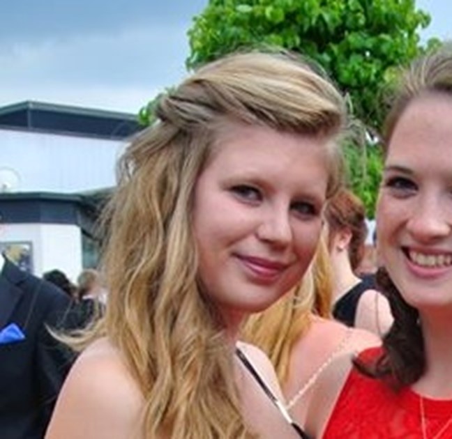 Kate Bamford is fundraising for Worldwide Cancer Research