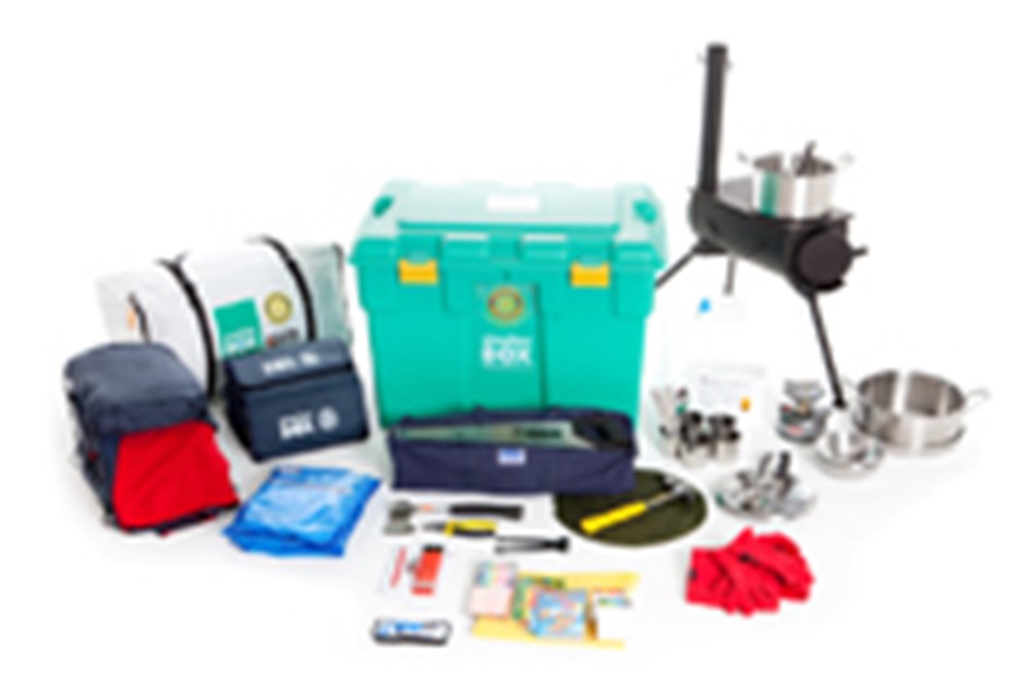 Alex Rippon is fundraising for ShelterBox