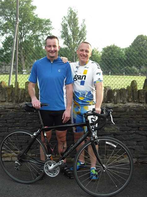 Simon Fern is fundraising for RNLI - Royal National Lifeboat Institution