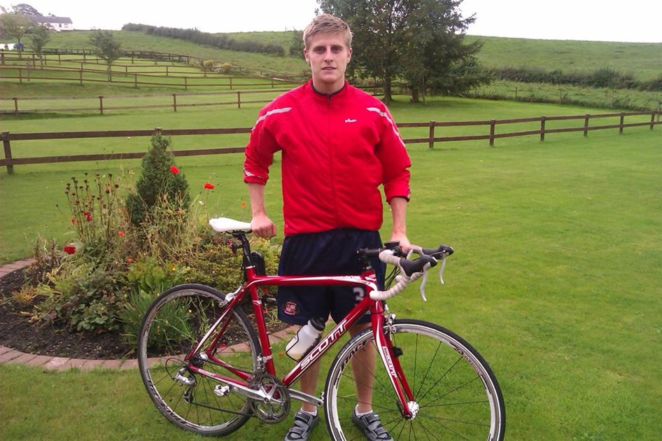 Louis Edwards is fundraising for British Heart Foundation